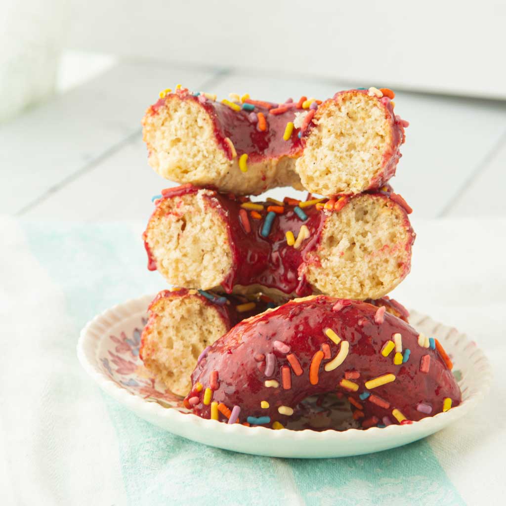 Baked Blackberry Glazed Donuts to kick off a new year - Baking with ...